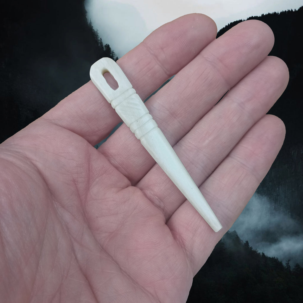 Decorated Bone Nalbinding Needle - Small - Viking Crafts