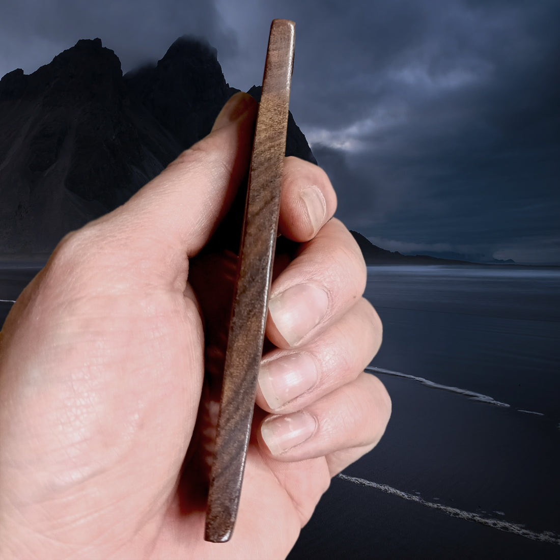 Decorated Wood Viking Comb with Dot & Ring Design