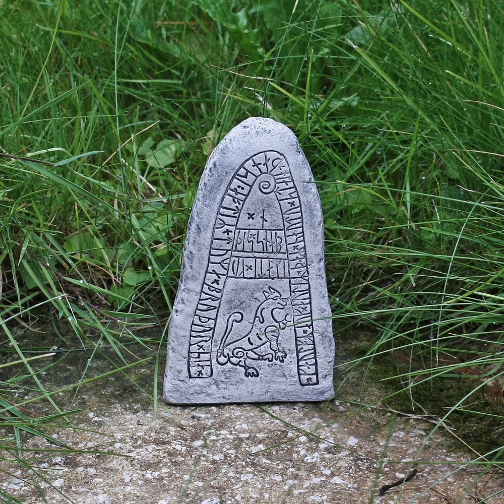 Viking Runestones - Gotland Runestones | Viking Dragon