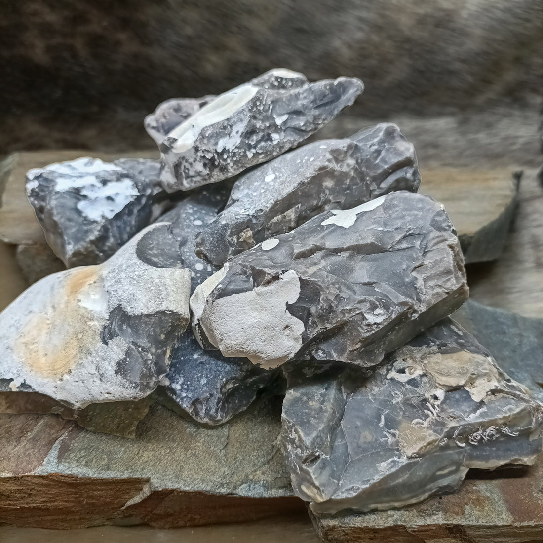 Flint Chunks / Flint Stones for Fire Lighting or Flint Knapping